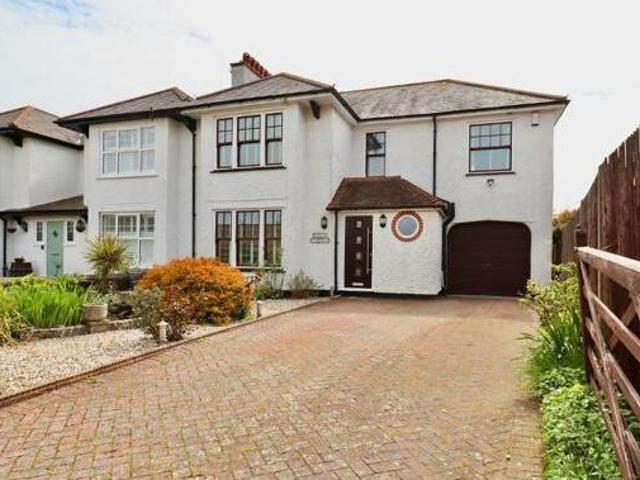 3 Bedroom Semi detached House For Sale In St Margarets At Cliffe, Kent