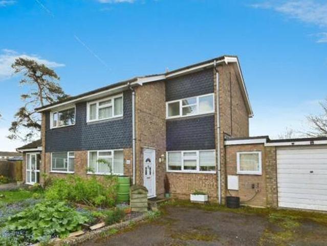 3 Bedroom Semi detached House For Sale In St. Neots, Cambridgeshire