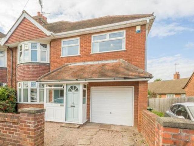 3 Bedroom Semi detached House For Sale In Stourbridge