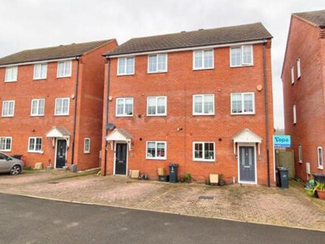 3 Bedroom Semi detached House For Sale In Stourbridge