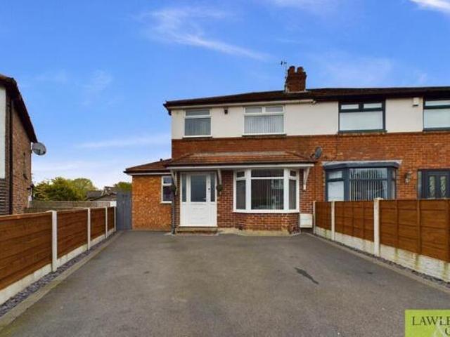 3 Bedroom Semi detached House For Sale In Stockport, Cheshire
