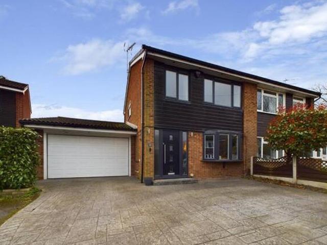 3 Bedroom Semi detached House For Sale In Stockport, Cheshire