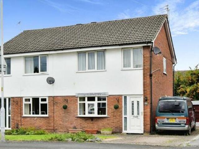 3 Bedroom Semi detached House For Sale In Stockport, Cheshire