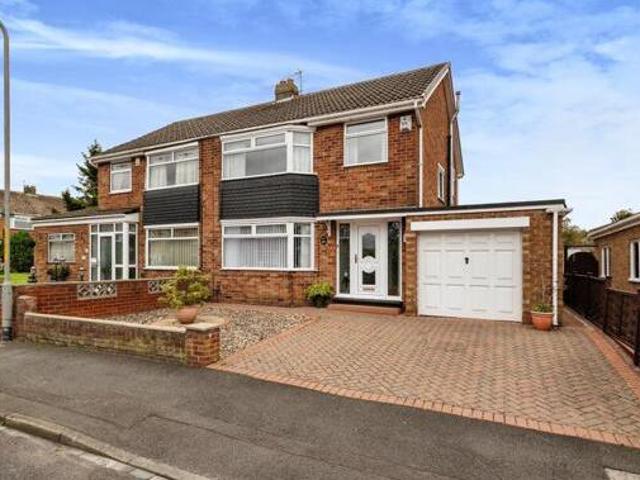 3 Bedroom Semi detached House For Sale In Stockton on tees, Durham