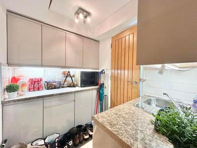 3 bedroom semi detached house for sale in Stoke Valley Road, Exeter EX4 5EY, EX4