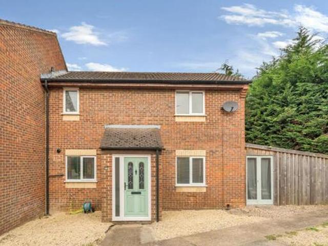 3 Bedroom Semi detached House For Sale In Stonehouse, Gloucestershire