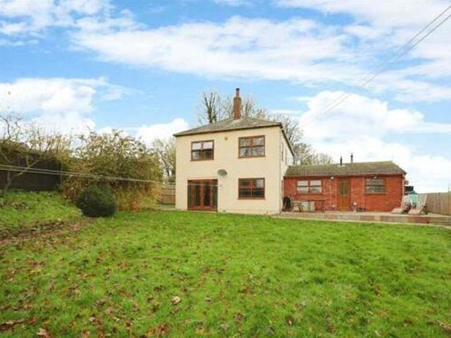 3 Bedroom Semi detached House For Sale In Station Road