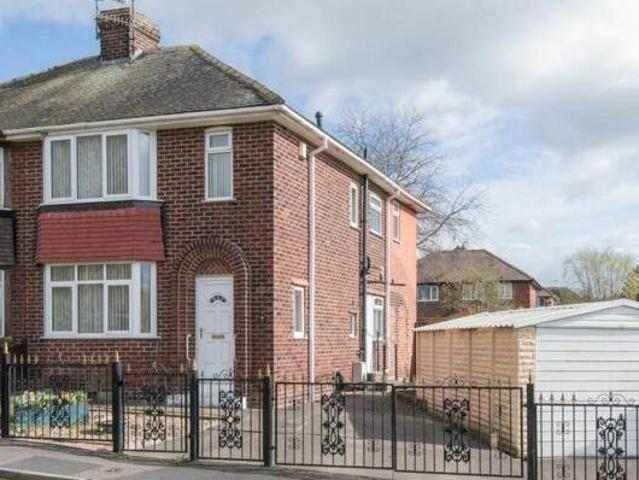 3 Bedroom Semi detached House For Sale In Staveley