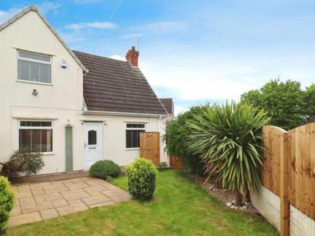 3 Bedroom Semi detached House For Sale In Stainforth, Doncaster
