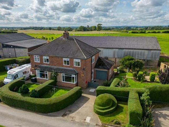 3 Bedroom Semi detached House For Sale In Stapleton