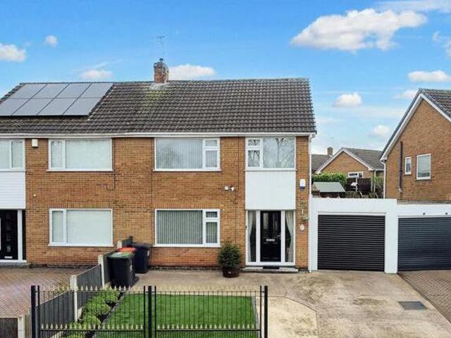 3 Bedroom Semi detached House For Sale In Stapleford