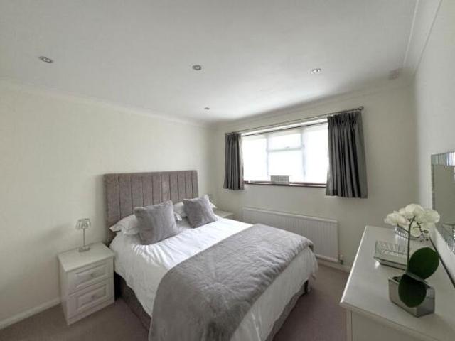 3 bedroom semi detached house for sale in Staplehurst, Kent, TN12
