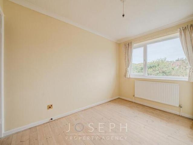 3 bedroom semi detached house for sale in Starfield Close, Ipswich, IP4