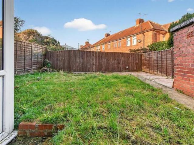3 bedroom semi detached house for sale in Starkey Crescent, York, YO31