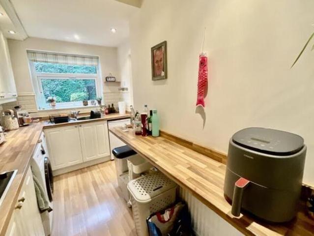 3 bedroom semi detached house for sale in Stradbroke Drive, Sheffield, S13 8SA, S13