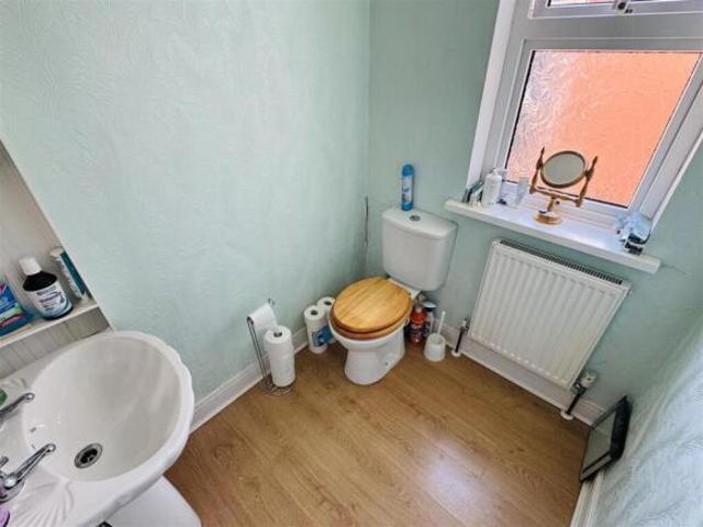 3 bedroom semi detached house for sale in Stradbroke Road, Ipswich, IP4