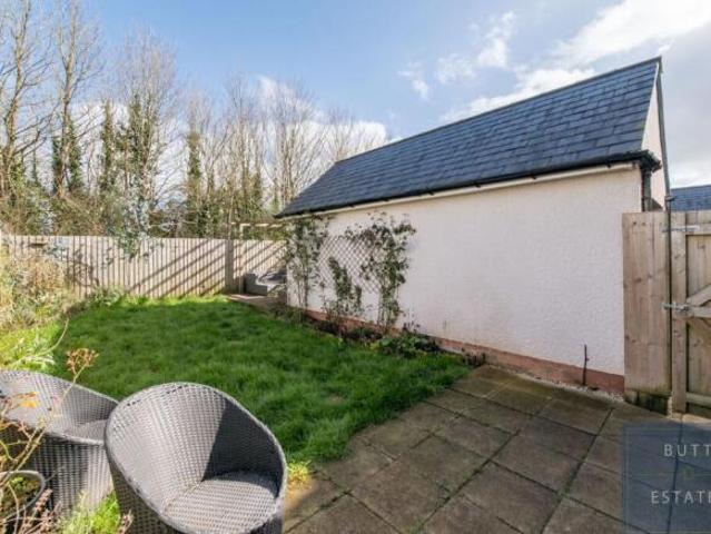 3 bedroom semi detached house for sale in Strawberry Lane, Exeter, EX2