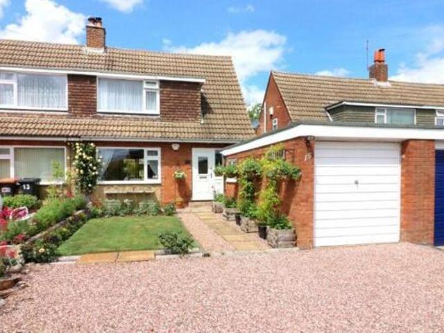 3 Bedroom Semi detached House For Sale In Streatley, Bedfordshire