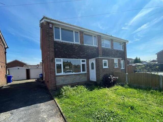 3 Bedroom Semi detached House For Sale In Stretton, Burton on trent