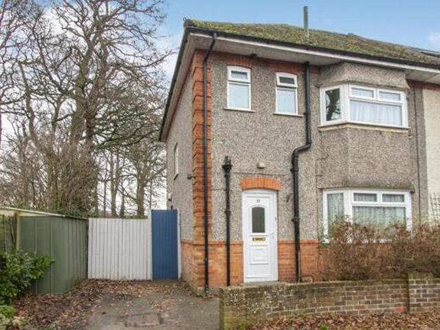 3 Bedroom Semi detached House For Sale In Strouden Park, Bournemouth