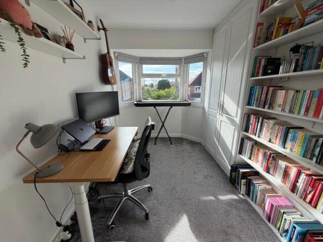 3 bedroom semi detached house for sale in Summerfield Road, Solihull, B92