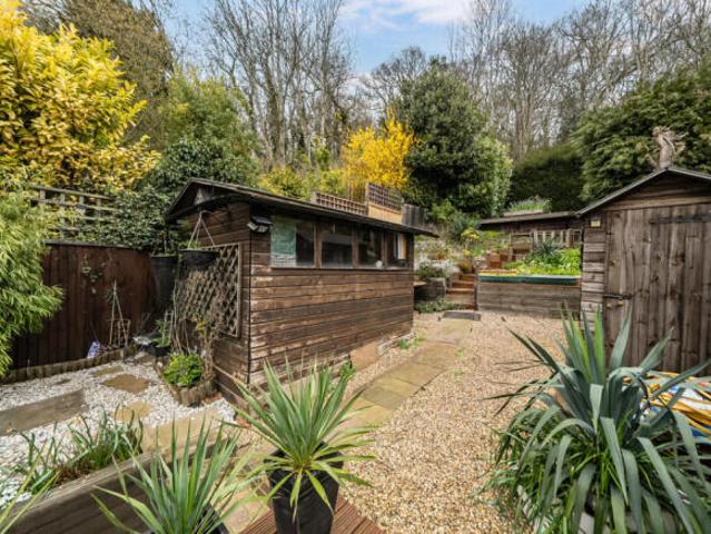 3 bedroom semi detached house for sale in Sunningvale Avenue, Westerham, TN16