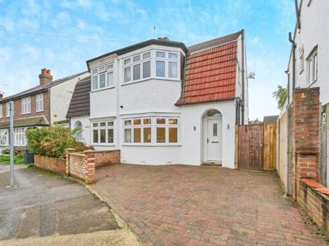 3 Bedroom Semi detached House For Sale In Surbiton