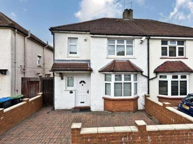 3 Bedroom Semi detached House For Sale In Surbiton
