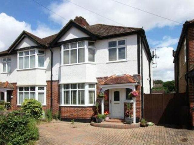 3 Bedroom Semi detached House For Sale In Surrey