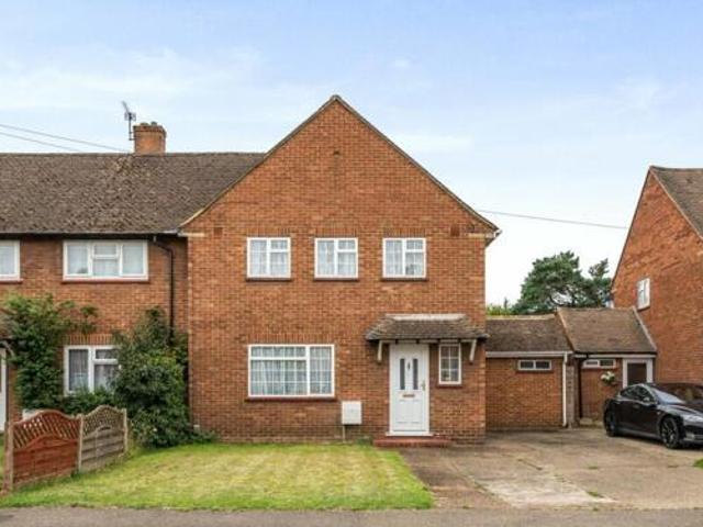 3 Bedroom Semi detached House For Sale In Surrey
