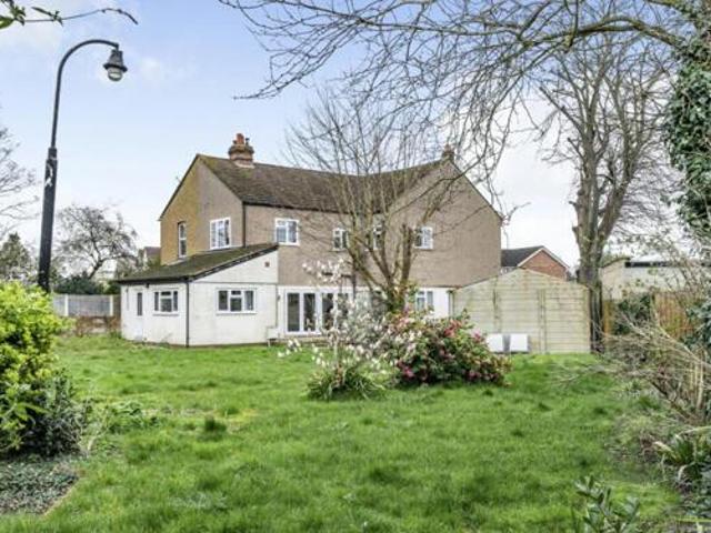 3 Bedroom Semi detached House For Sale In Surrey