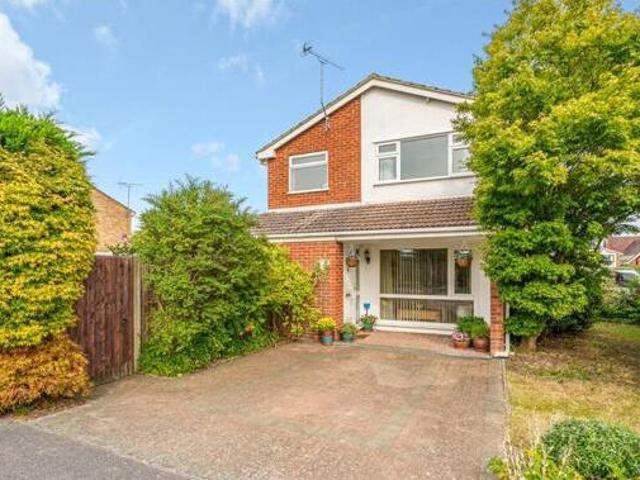 3 Bedroom Semi detached House For Sale In Surrey