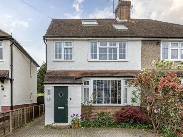 3 Bedroom Semi detached House For Sale In Surrey