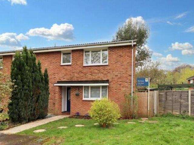 3 Bedroom Semi detached House For Sale In Surrey
