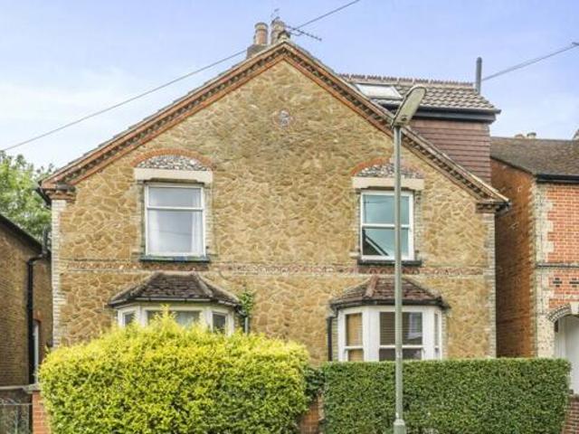 3 Bedroom Semi detached House For Sale In Surrey