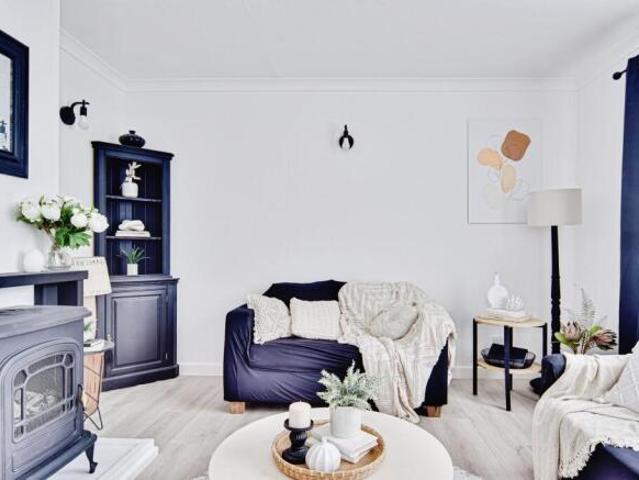 3 bedroom semi detached house for sale in Sutton Road, Maidstone, ME15