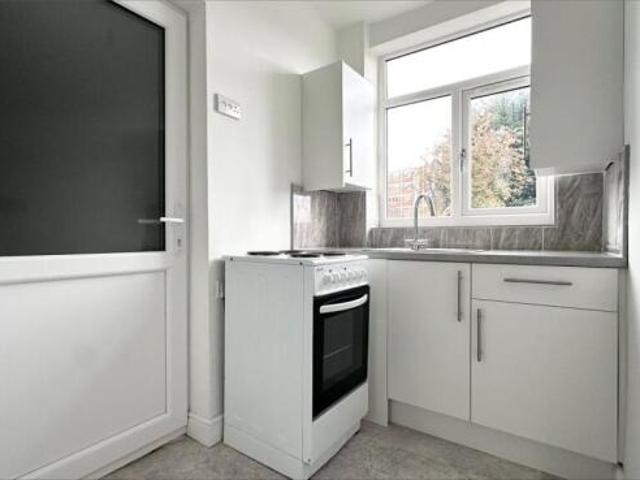 3 bedroom semi detached house for sale in Sylvan Avenue, Birmingham, West Midlands, B31