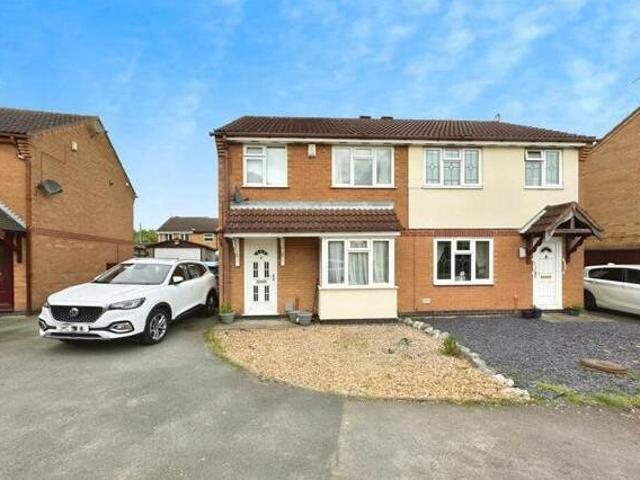 3 Bedroom Semi detached House For Sale In Syston