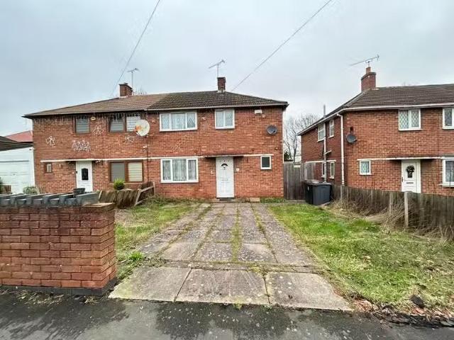 3 bedroom semi detached house for rent in 4 Howat Road, Keresl.