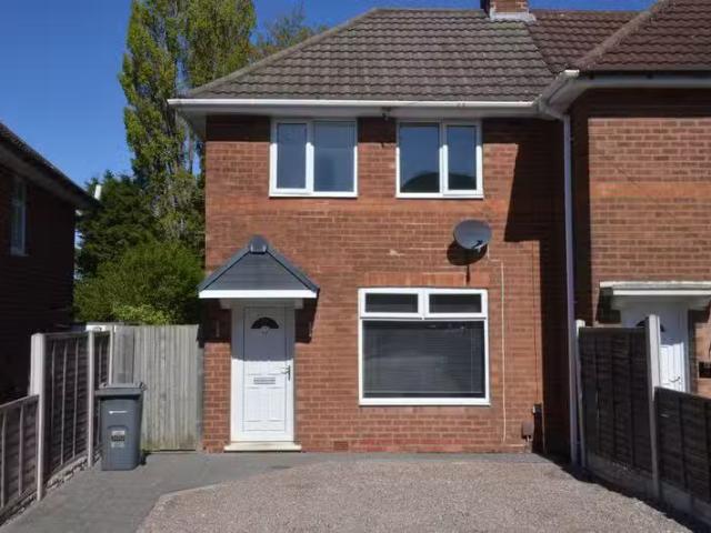 3 bedroom semi detached house for rent in 89 Highters Road, Bi.