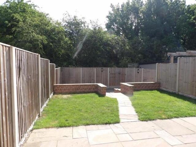 3 bedroom semi detached house for rent in 126 Dominion Road, Scawthorpe, Doncaster, DN5