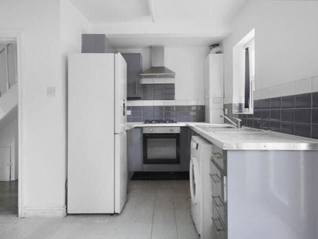 3 bedroom semi detached house for rent in 145 Outer Forum, Liverpool, Merseyside, L11 5BD, L11