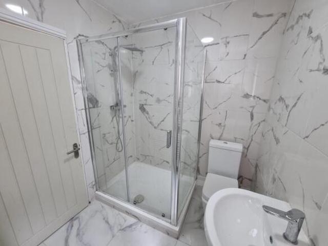 3 bedroom semi detached house for rent in 20 Pennard Grove, Quinton B32 2LW, B32