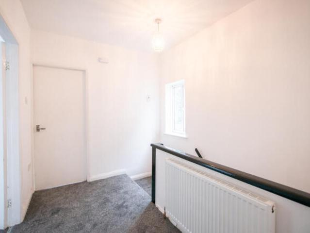 3 bedroom semi detached house for rent in 37 Inglemire Lane, Kingston Upon Hull, City Of Kingston Upon Hull, HU6