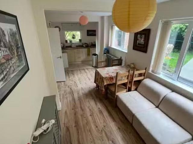 3 bedroom semi detached house for rent in 3 Bedroom Student Ho.