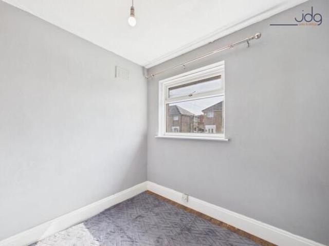 3 bedroom semi detached house for rent in Tan Hill Drive, Lancaster, LA1