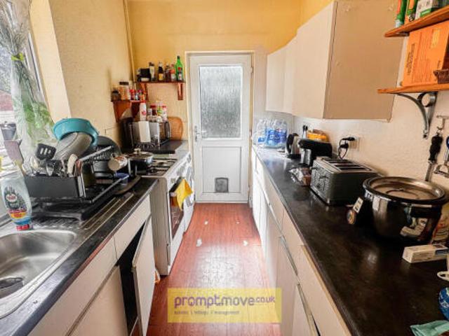 3 bedroom semi detached house for rent in Talbot Road Luton LU2 7RN, LU2