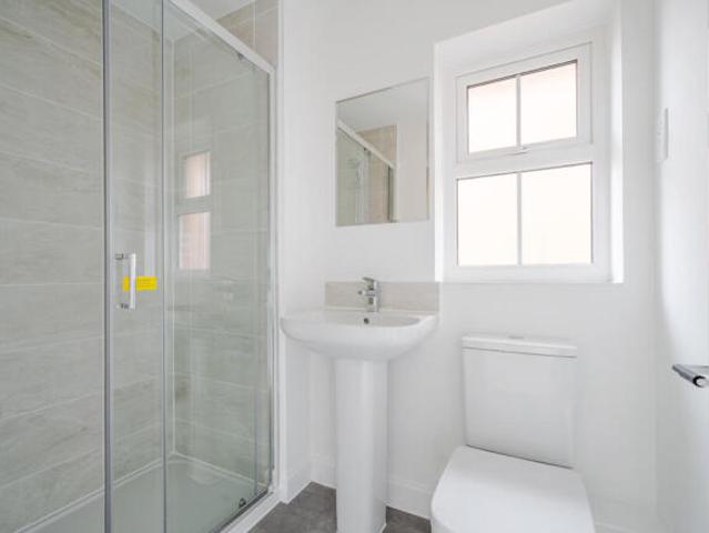 3 bedroom semi detached house for rent in Talisker Road, ME20