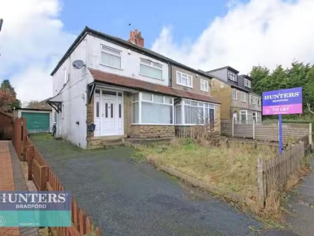 3 bedroom semi detached house for rent in Thorn Drive Heaton.
