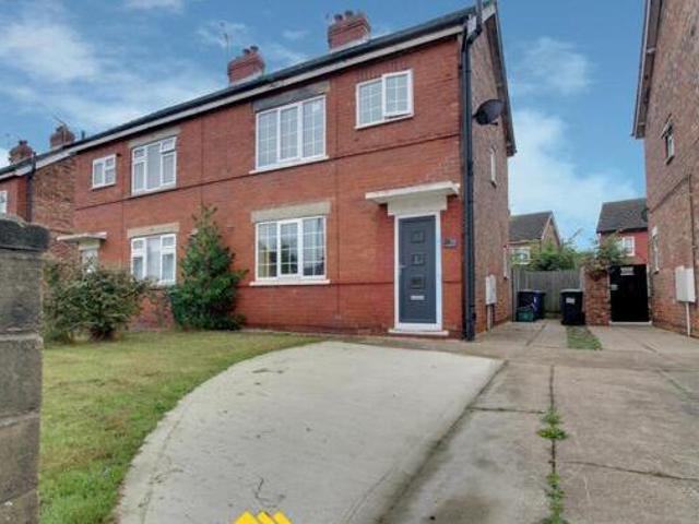 3 Bedroom Semi detached House For Rent In Thorne, Doncaster